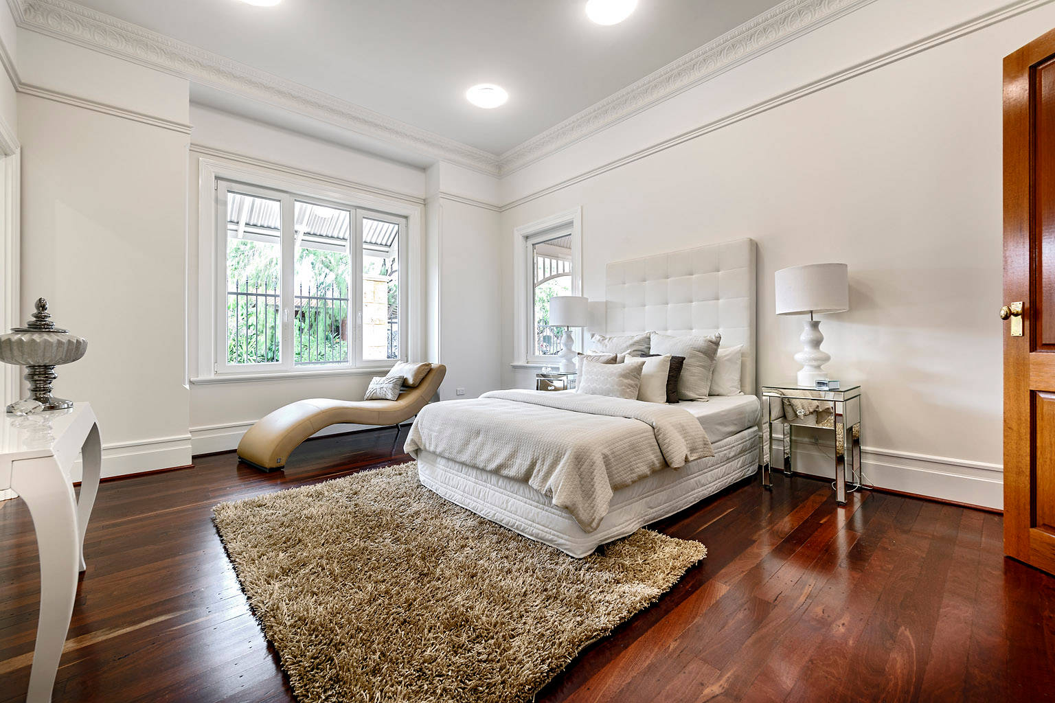 19 Best Choices of Antique White Paint Color from 14 Top Brands ...