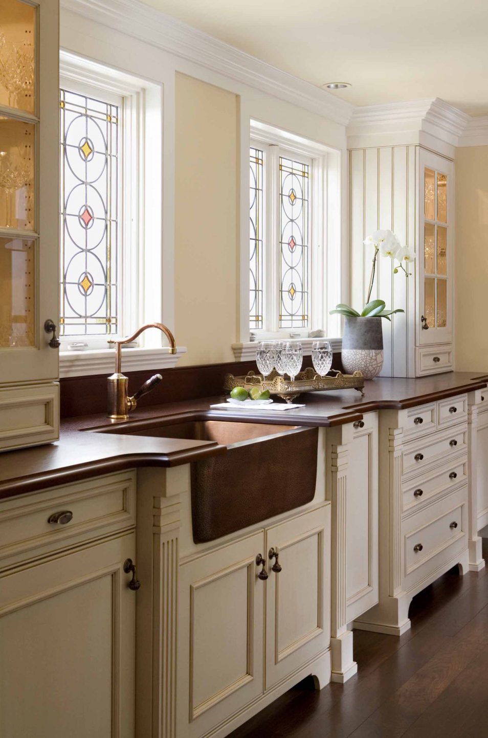 19 Stunning Off White Kitchen Cabinets Combinations to Catch More ...