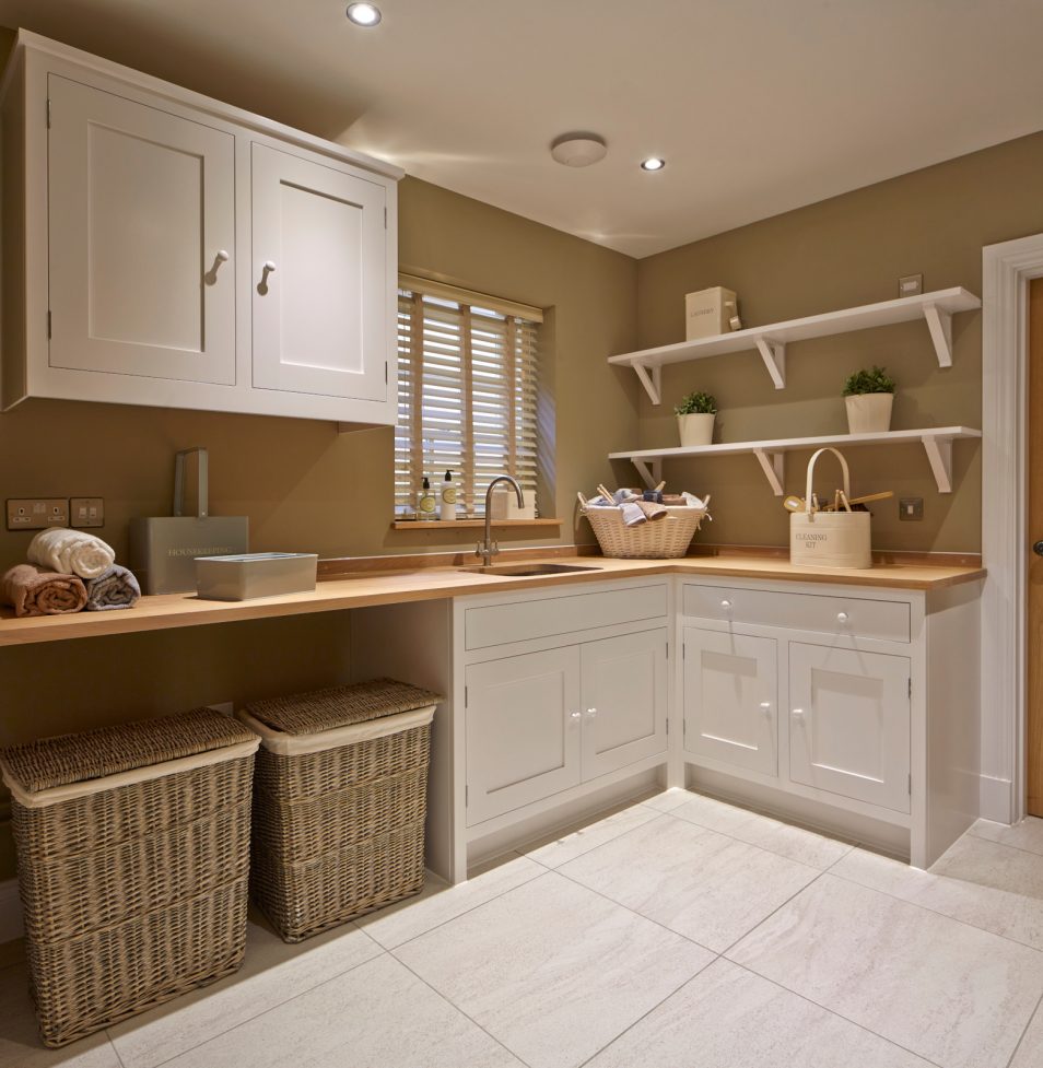 15 Most Excellent Laundry Room Colors to Make Any Washday Blissful ...