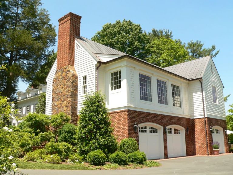 Half Brick Half Siding Homes: All The 12 Fantastic Design Options To ...