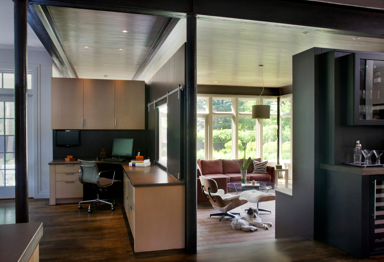 13 Awesome Interior Windows between Rooms for Both Function and Look ...