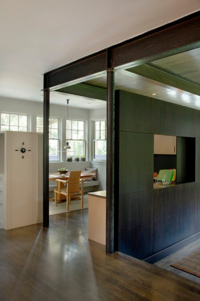 13 Awesome Interior Windows between Rooms for Both Function and Look ...