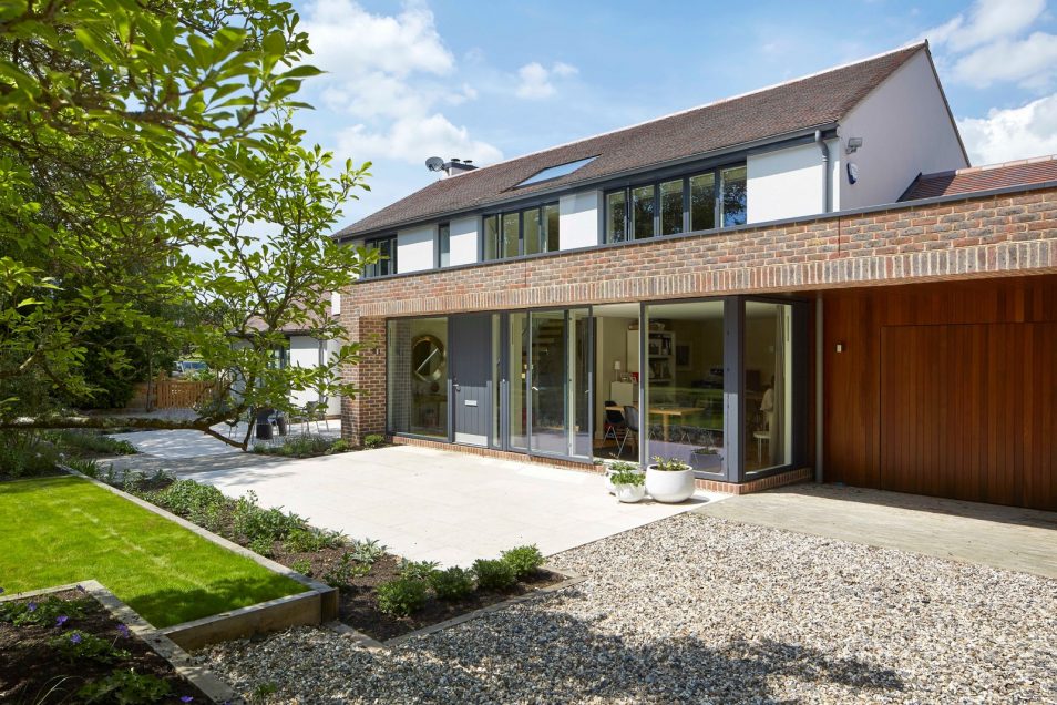 70s House Exterior Makeover: 8 Stunning Before and After Ideas to Get ...
